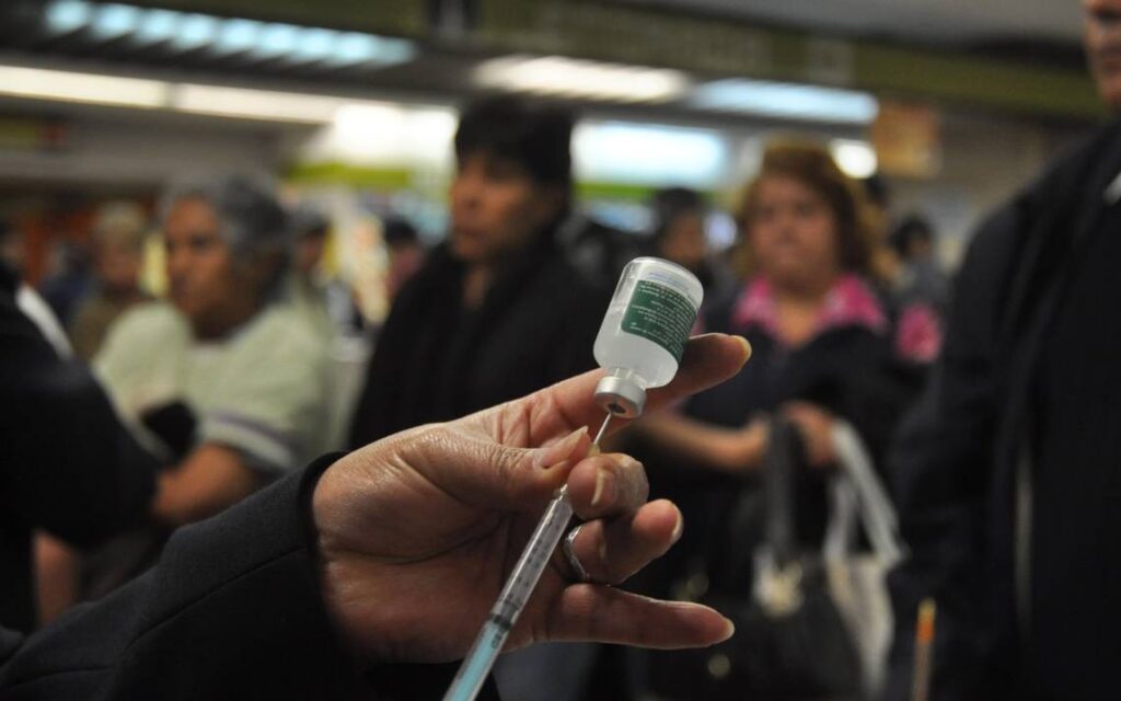Al 50 por ciento la aplicación de vacunas contra Influenza en Jalisco ...
