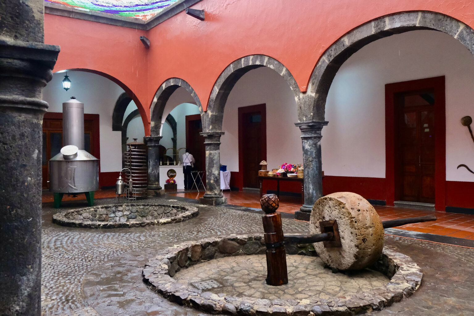 Reabre Museo Nacional del Tequila con exposición de arte jalisciense ...